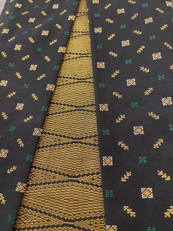 Kain Tenunan Arap Gegati – Koleksi Husnaa